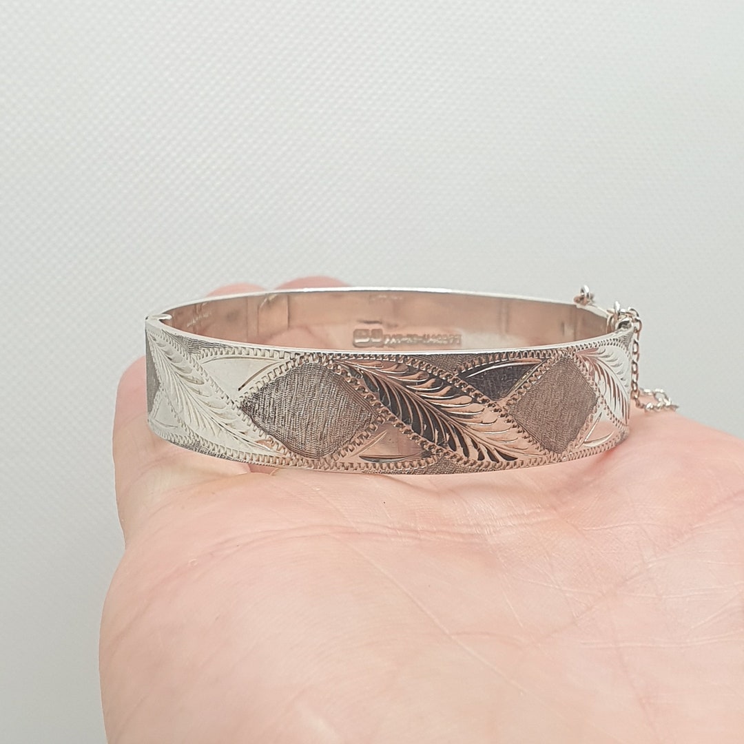 Vintage Sterling Silver Bangle Bracelet Diamond Leaf Pattern Engraved ...