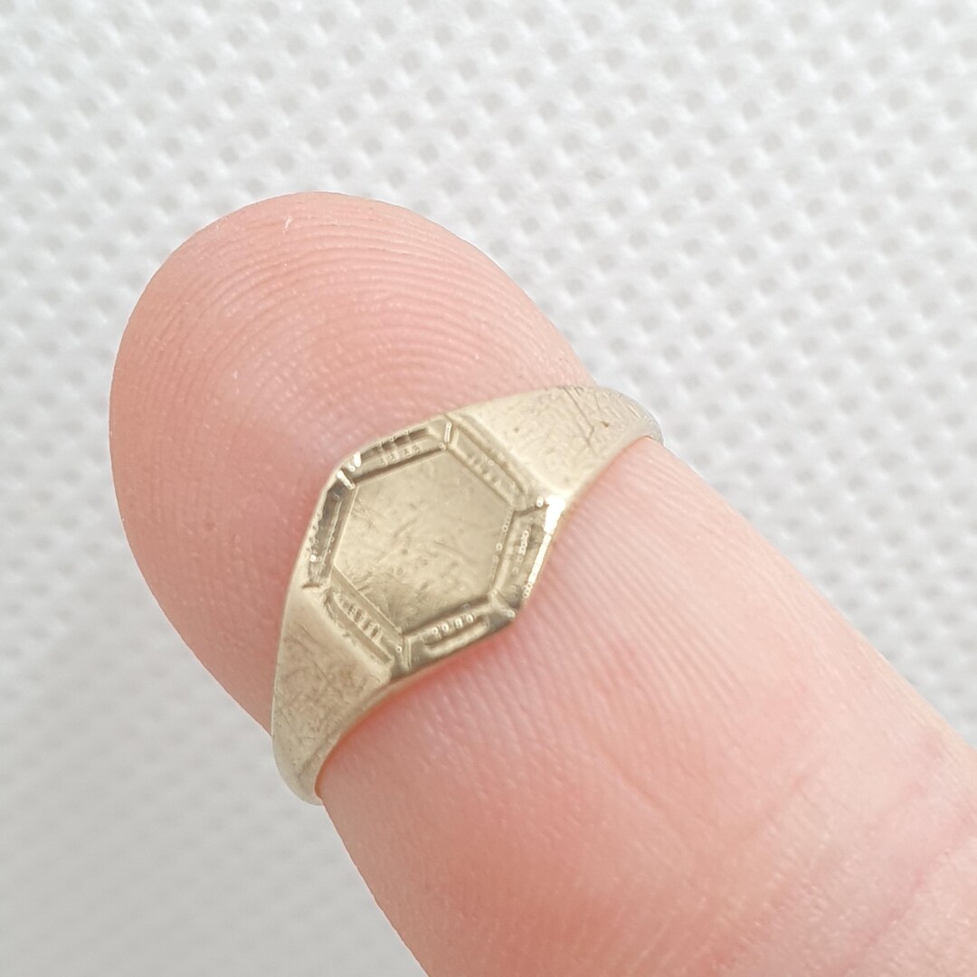 Antique 9ct Gold Signet Ring Hexagon Shape Solid 375 Yellow Child ...