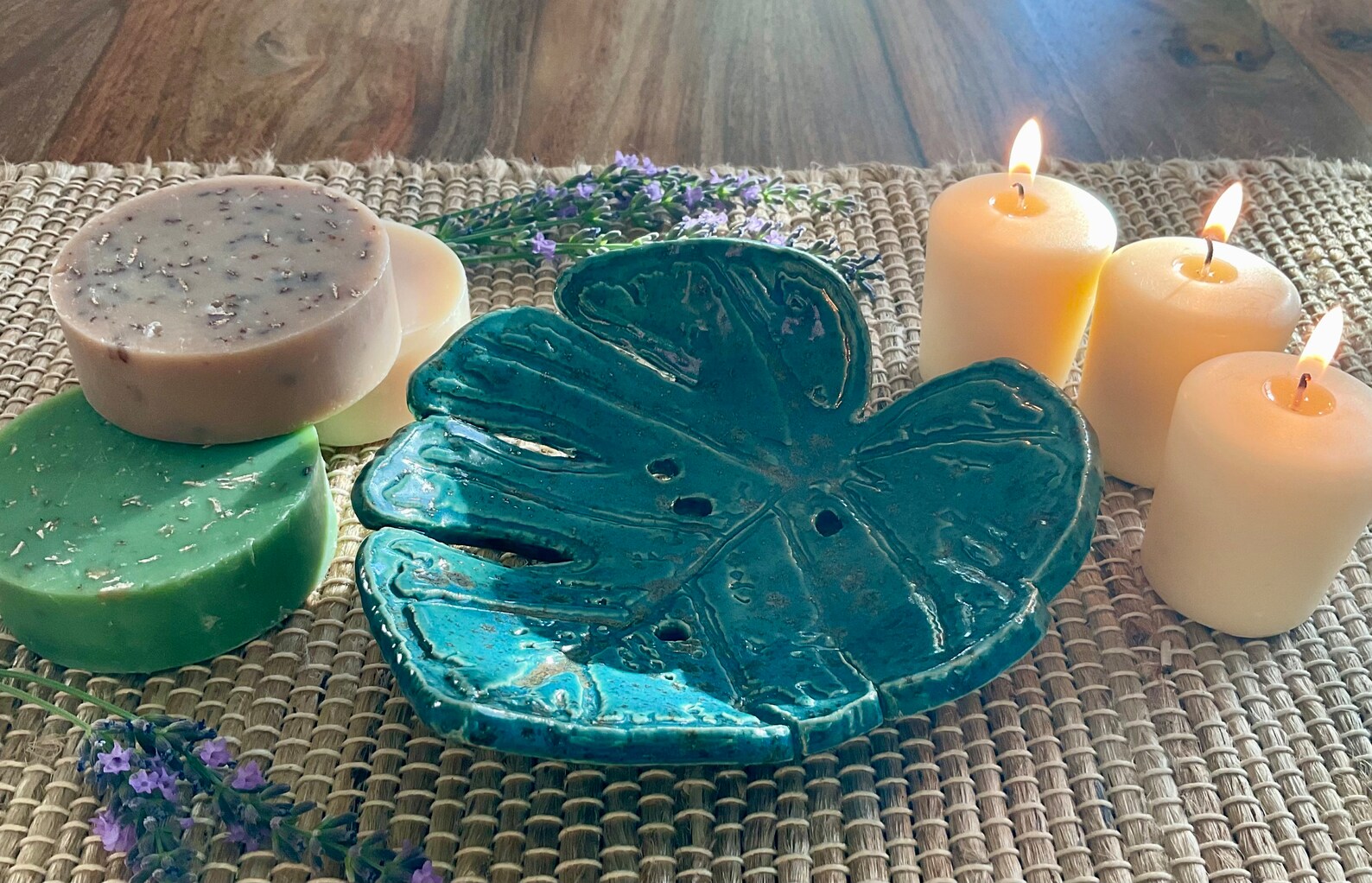 Ceramic Monstera Leaf Soap Dish With Drain, Choose From Two Colors ...