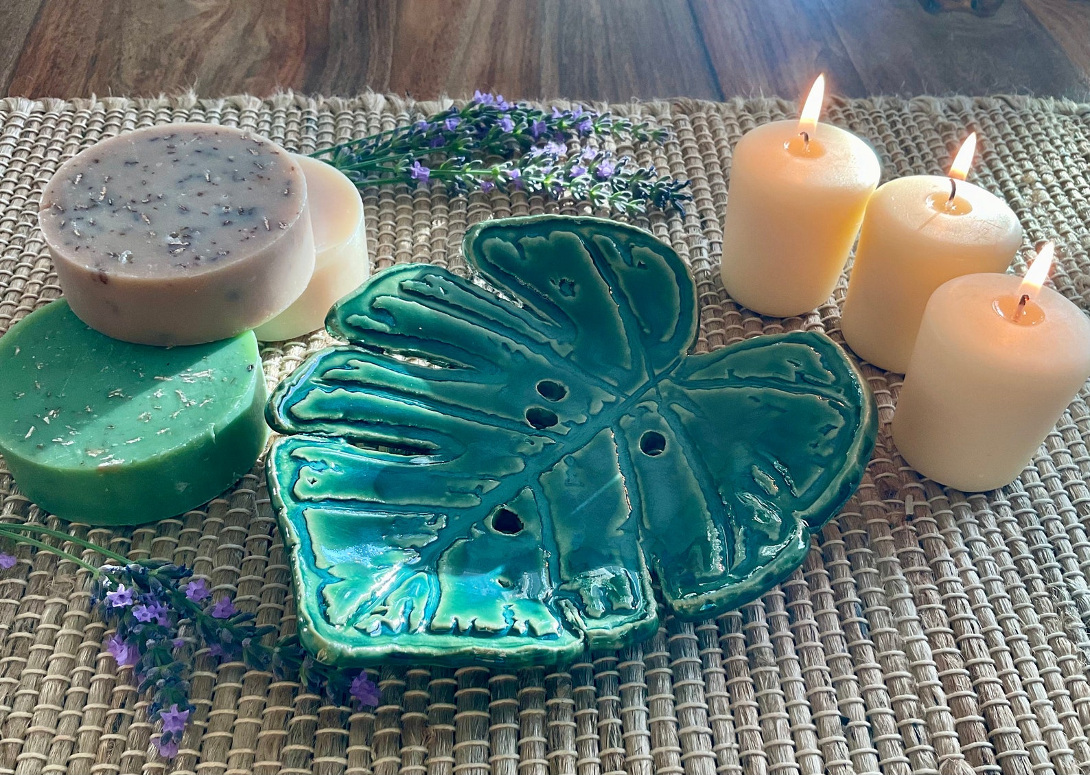 Ceramic Monstera Leaf Soap Dish With Drain, Choose From Two Colors ...