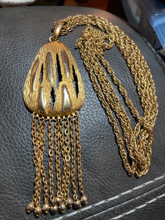 Vintage Kramer Medalion Gold Tone Fringe Necklace 20" - Gem