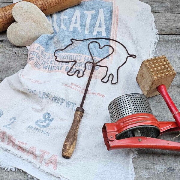 Vintage Heart Rug Beater - Etsy