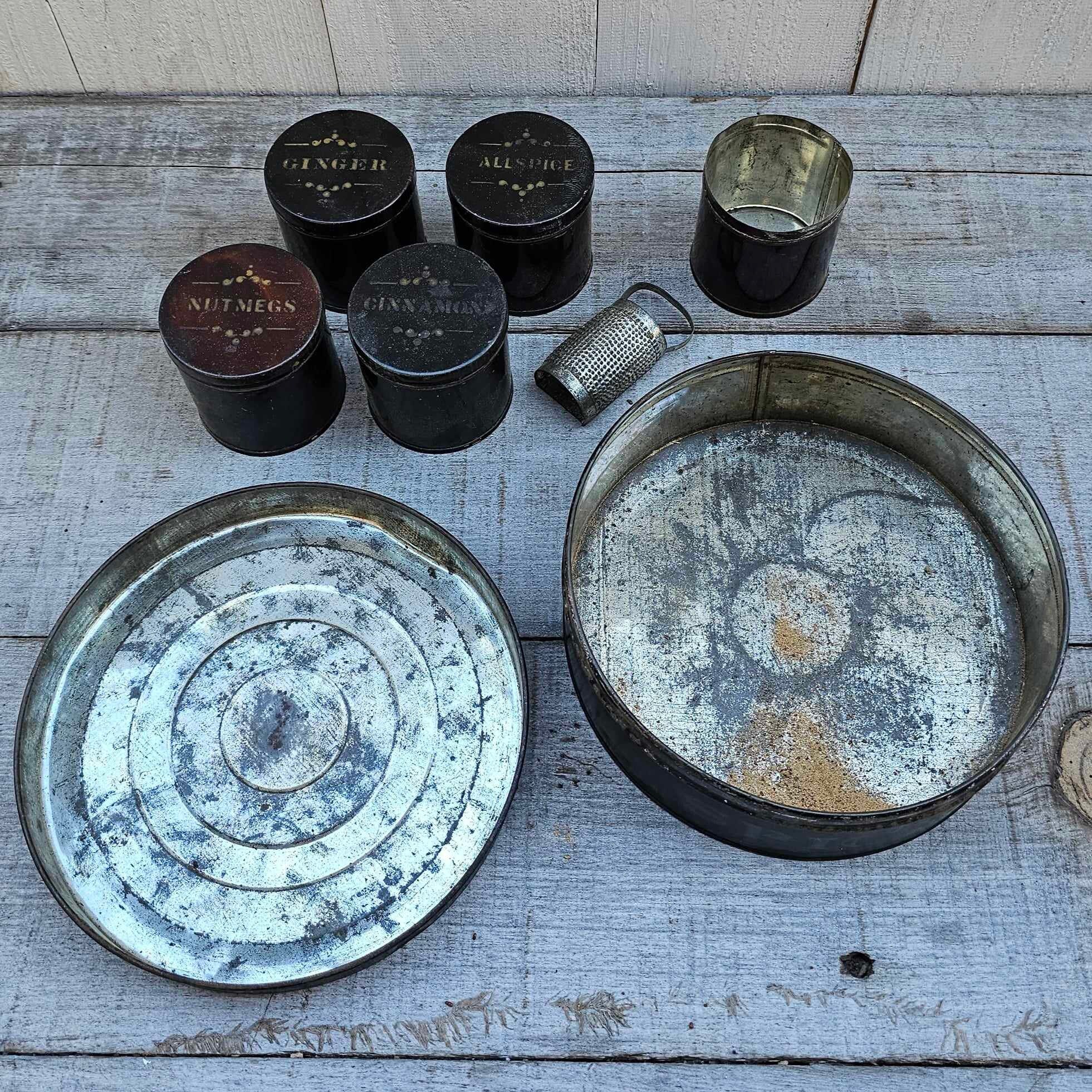 Antique Tole Ware Round Tin Spice Box With Stenciled Spice Cans and ...