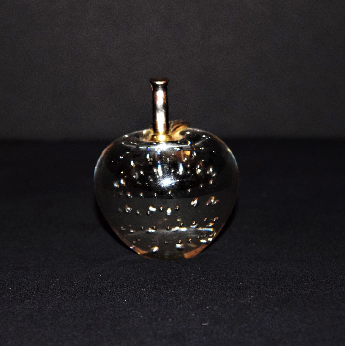 Silvestri Glass Apple Paperweight Controlled Bubbles/ Art - Etsy