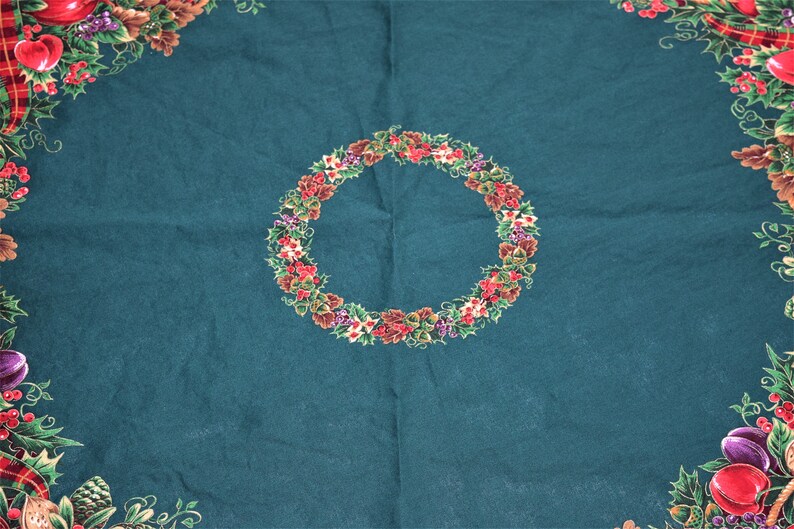 34" Round Christmas Table Topper-green With Fruit/ Pomegranates, Leaves ...