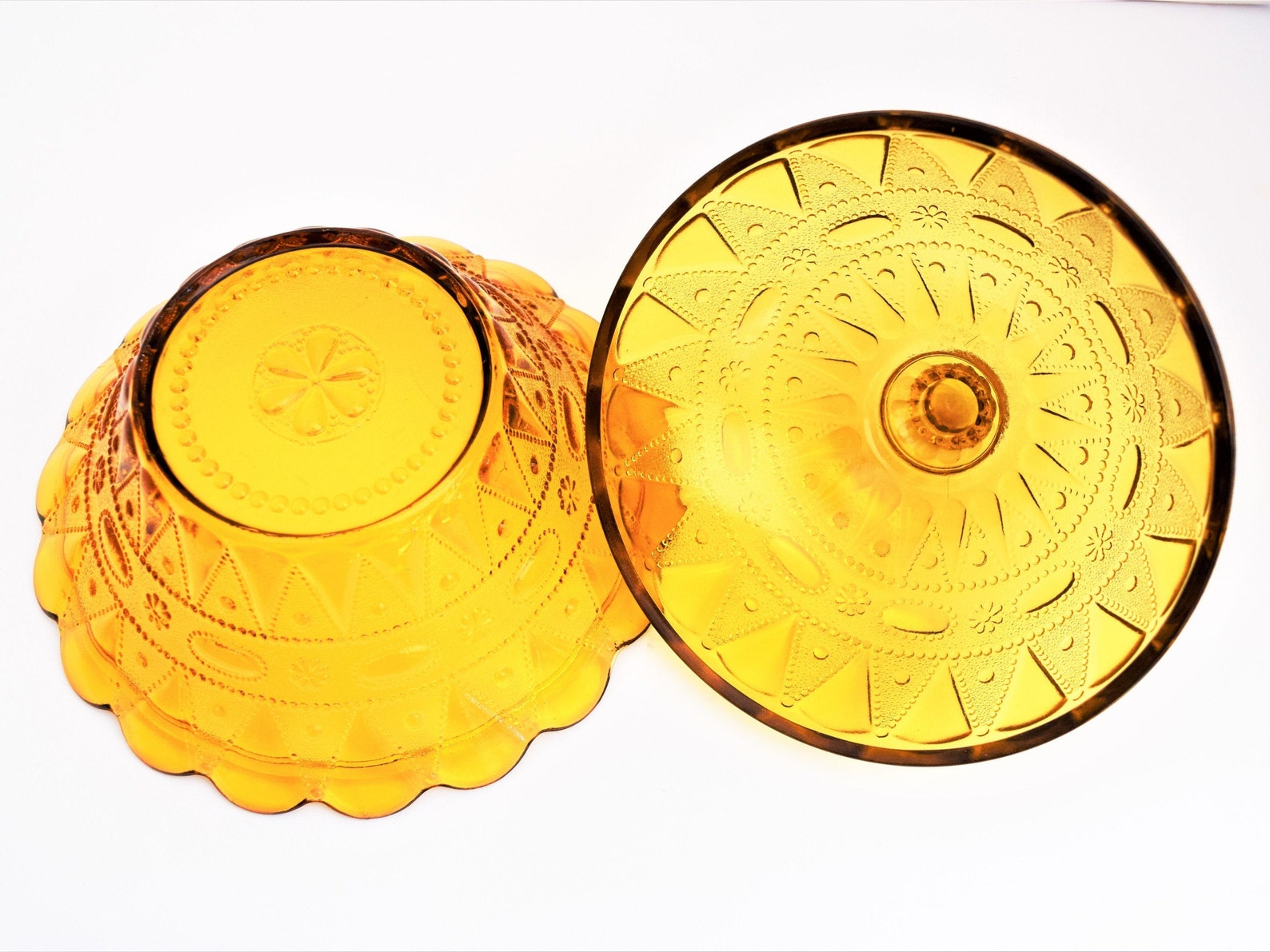 Kemple Wheaton Amber Glass Lacey Covered Dish/ Round Amber - Etsy