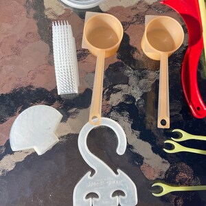 Tupperware Replacement Pieces- Hang-it-all, Sli-saw-all, Lids, Spoons ...