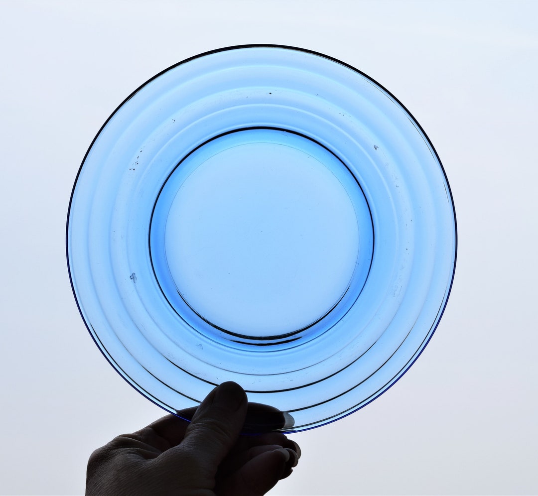 Cobalt Blue Glass Plates/ 8 Salad Plates Vintage - Etsy