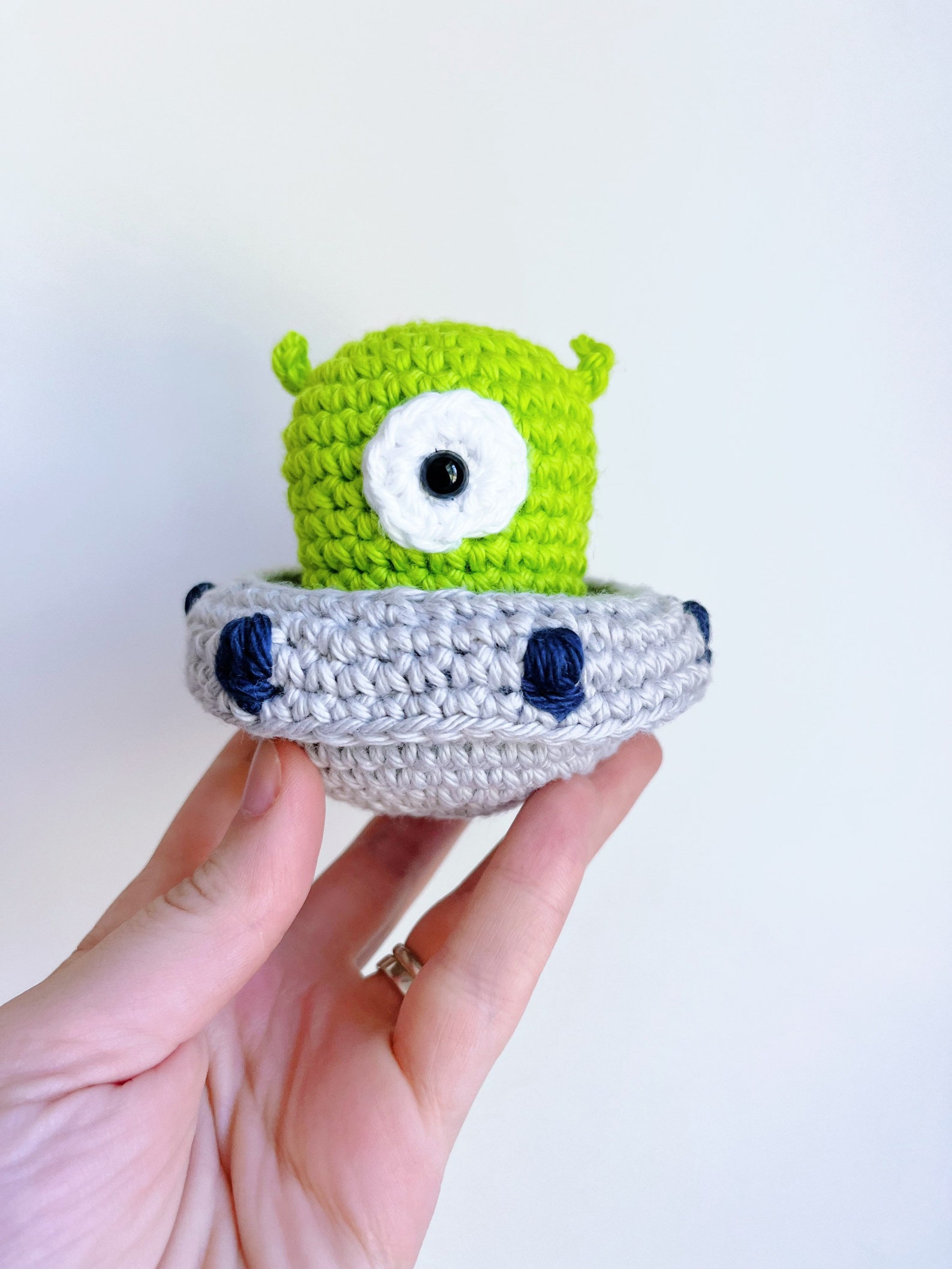 Crochet Rocketship, Astronaut, and Alien Space Play Set - Etsy
