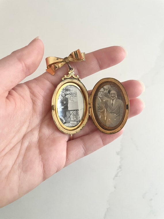 1940s WWII Gold Filled Locket with Bow Pin, Chased Fl… - Gem