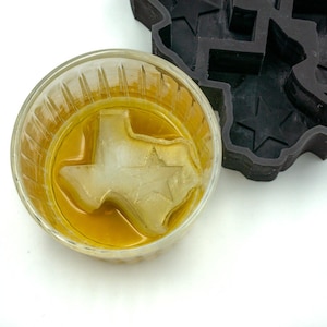Texas State and Star Whiskey Ice Cube Tray | Texas Silicone Cocktail ...