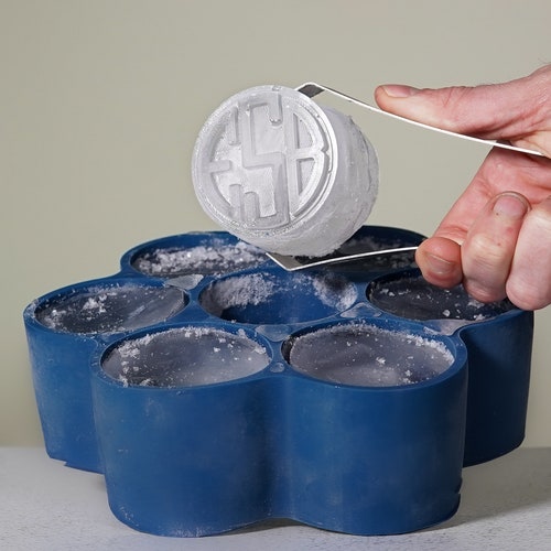 Custom TEXT/INITIALS Cocktail Ice CYLINDER Tray Personalized - Etsy