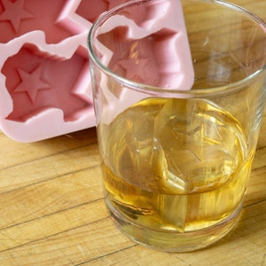 Texas State and Star Whiskey Ice Cube Tray / Texas Silicone | Etsy