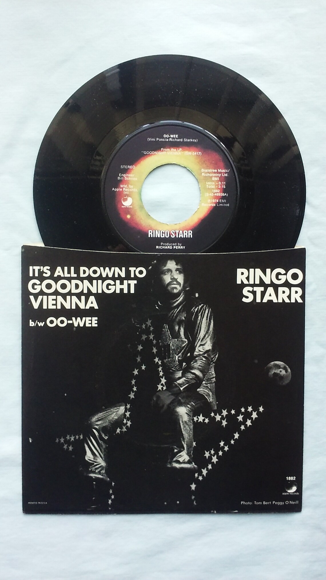 Ringo Starr, Its All Down To, Goodnight Vienna, B Side, OO Wee, Apple ...