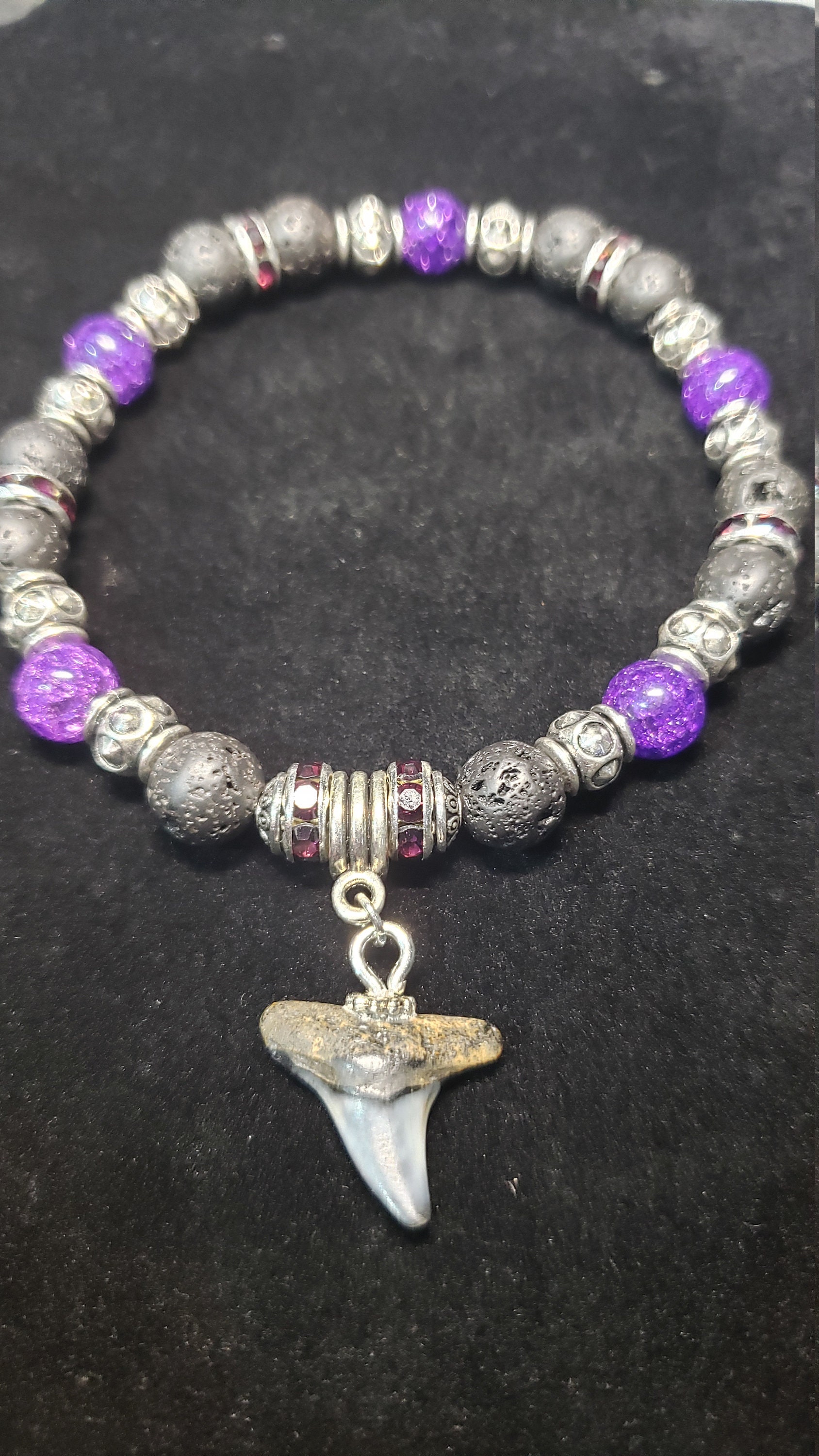 Shark Tooth Bracelet purple Stone - Etsy Denmark