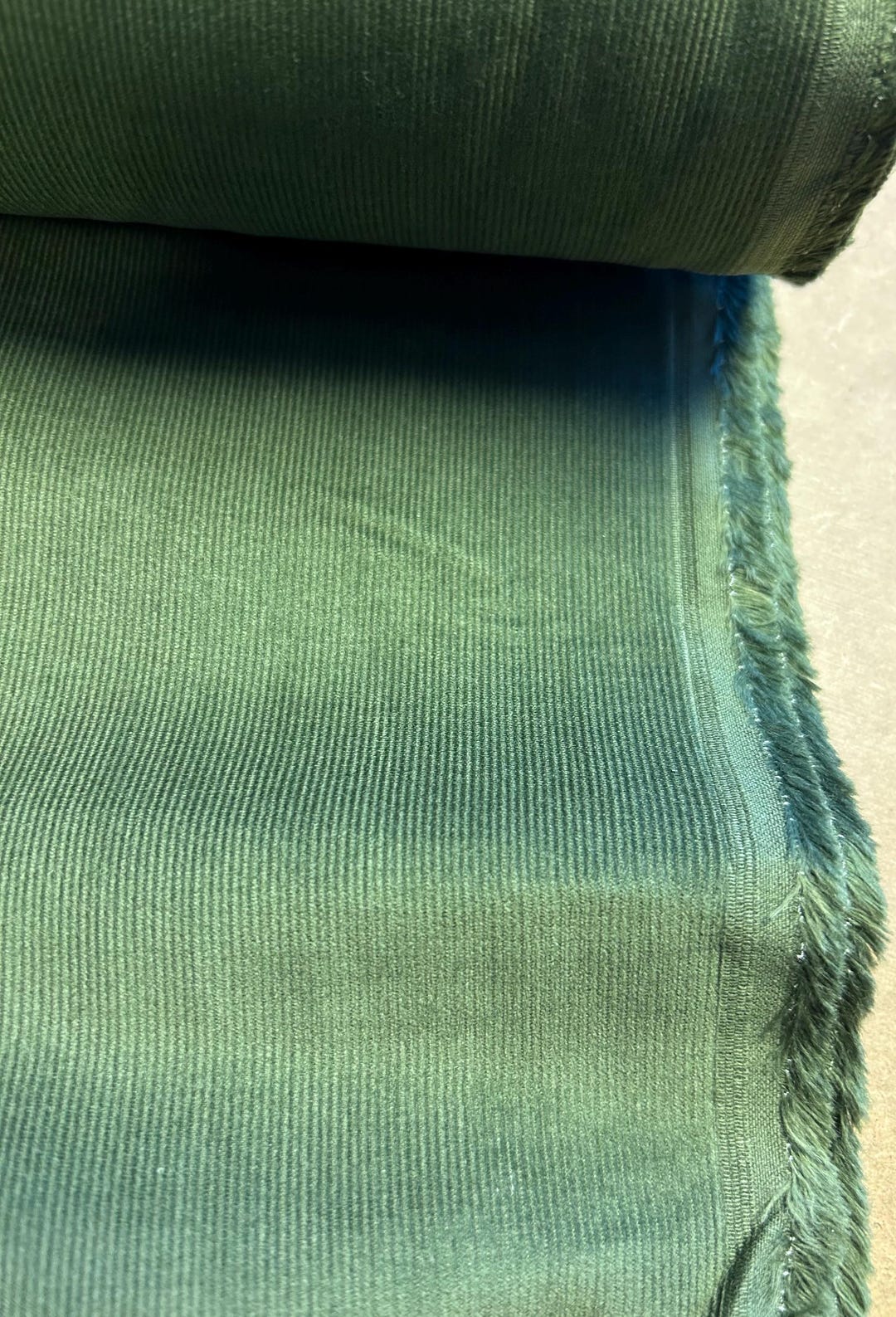 10 Metres Wholesale Offer Olive Green 21 Wale 100% Cotton Needlecord ...