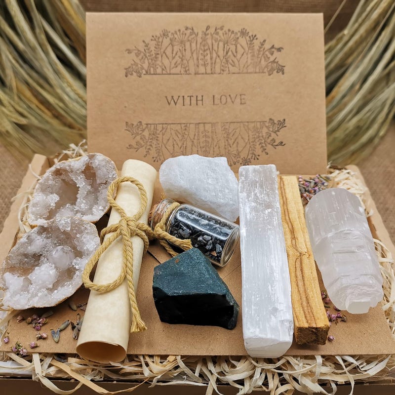 New Home Gifts Unusual - 60+ Gift Ideas for 2026