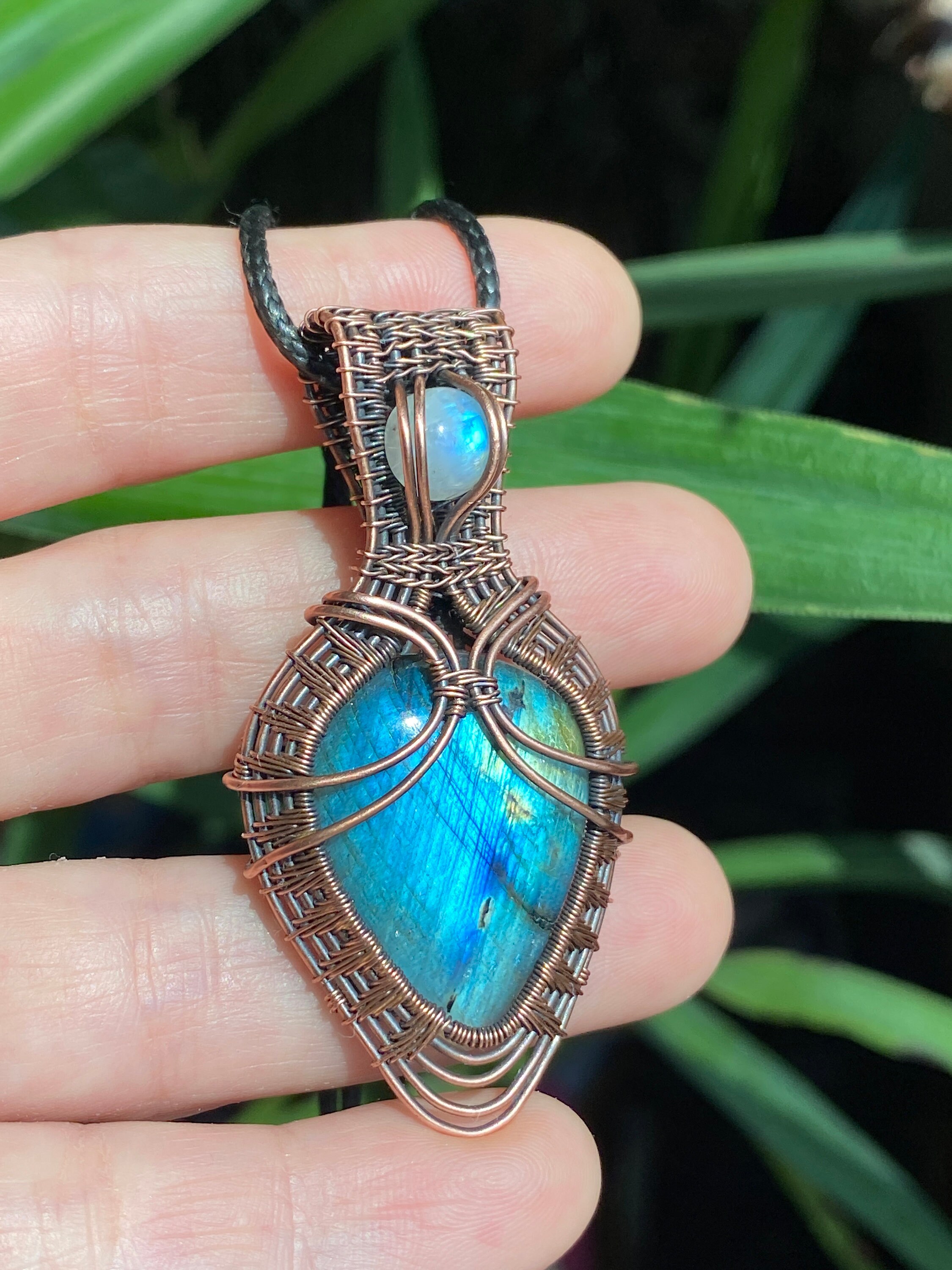 Pretty blue green Labradorite and rainbow moonstone Vintage - Etsy.de