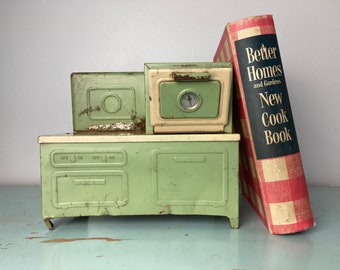 1950s Little Lady Toy Electric Stove Oven | Vintage Tin Play Kitchen ...