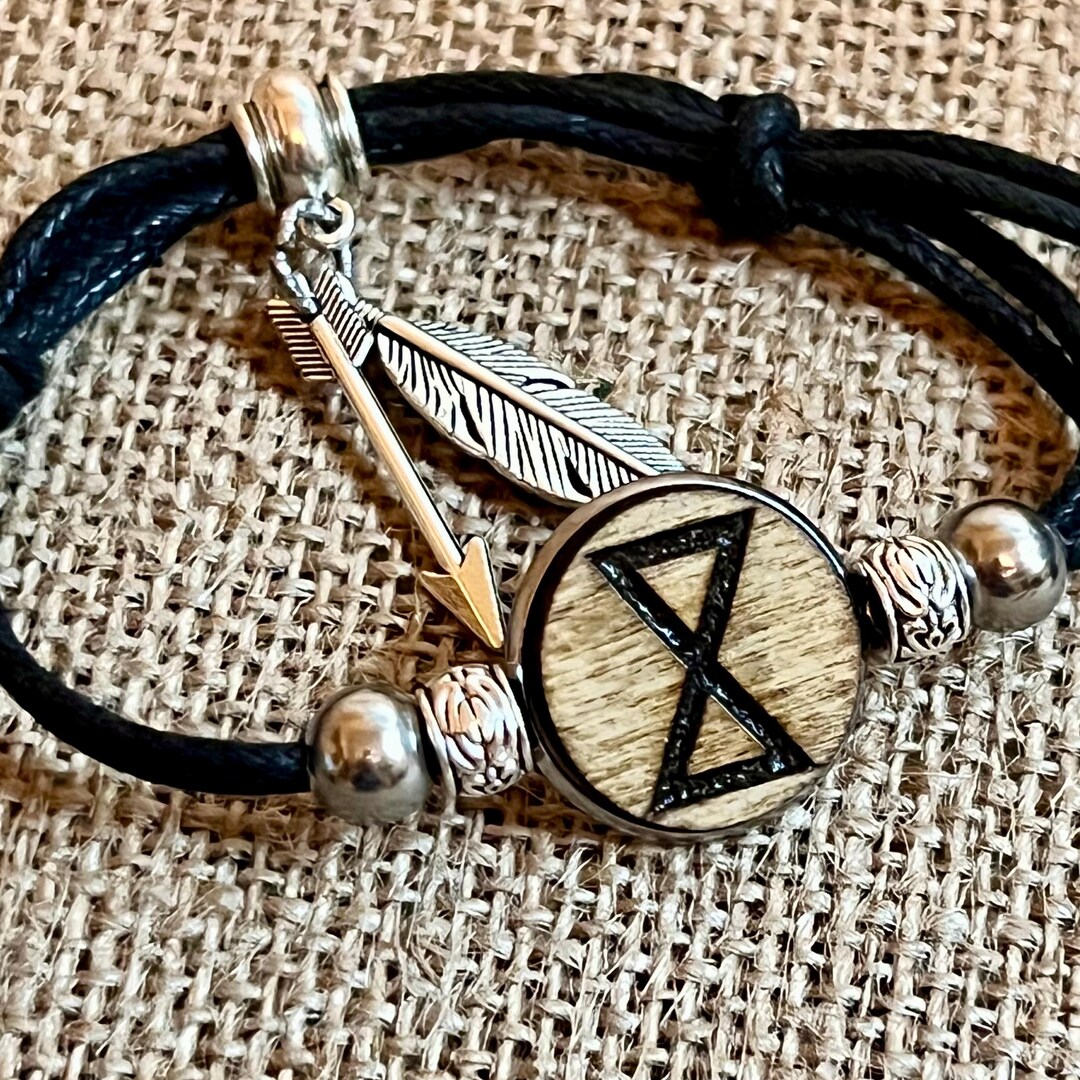 Sioux Lakota Nation Symbol Wood Engraved Metal Bezel Pendant Adjustable ...