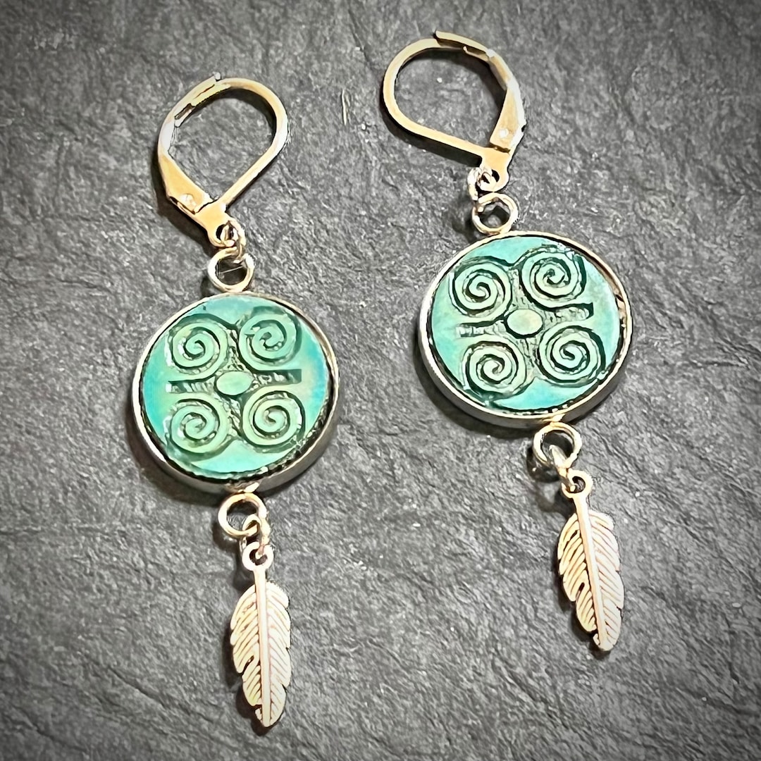 Cherokee Symbol for Strength Wood Engraved Metal Bezel Earring - Etsy