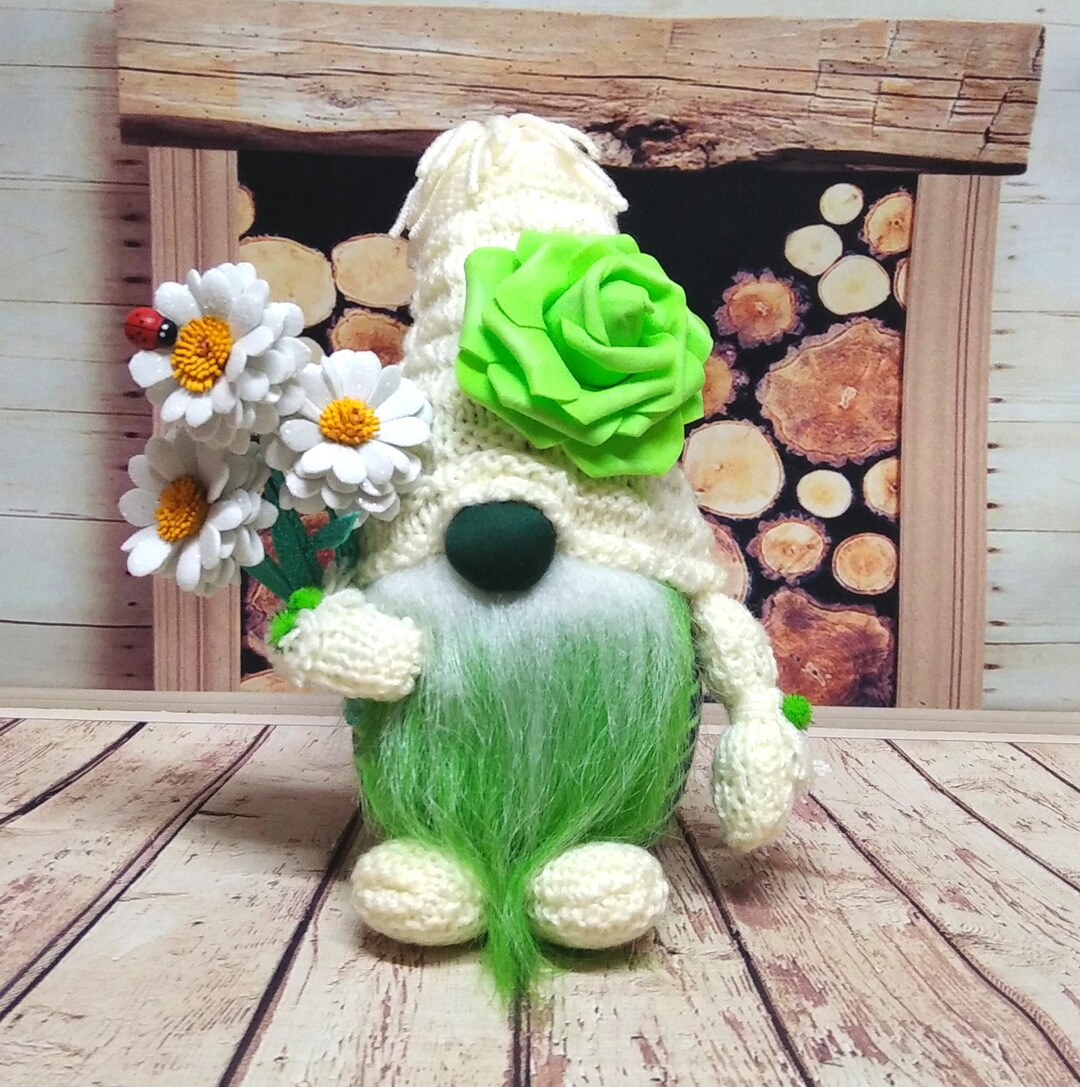 Gnomo con margaritas Gnomo Flor Verde Gnomo Hecho a mano Gnomo de ...