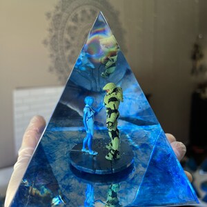 Halocron READ DESCRIPTION 3d Print Painted and Inserted in Resin ...