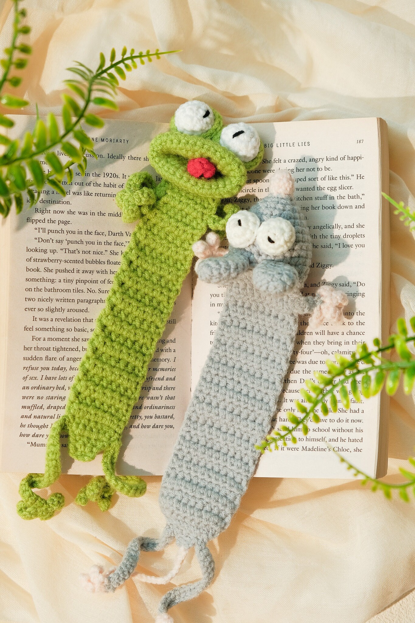 Frog Mouse Bookmark Crochet Pattern, Easy Amigurumi Bookmark Pattern ...