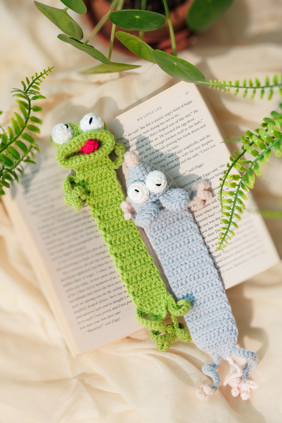 Frog Mouse Bookmark Crochet Pattern, Easy Amigurumi Bookmark Pattern ...