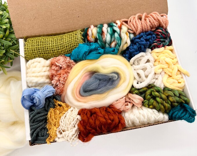 Color Palette Fiber Bundle Box Over 50 Yards Includes Hand Dyed Ombre ...