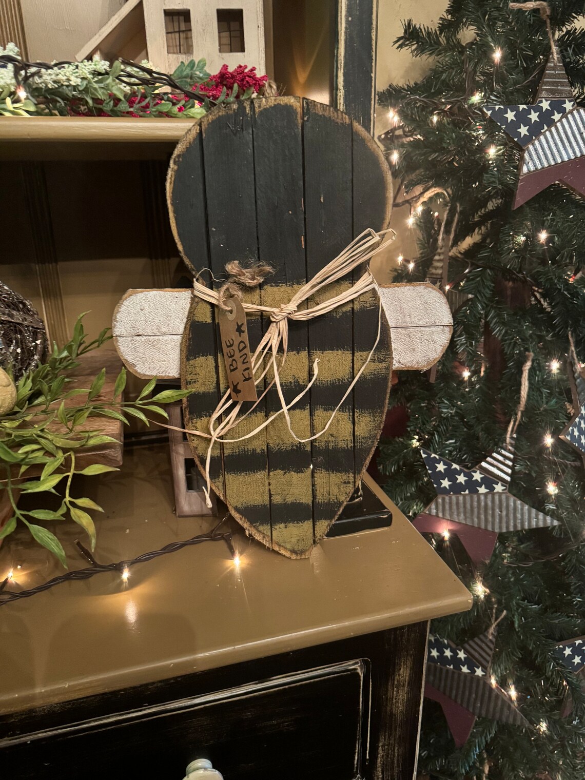 Primitive Wood Bee, Bee Decor, Hanging Bee, Primitive Bee Decor - Etsy