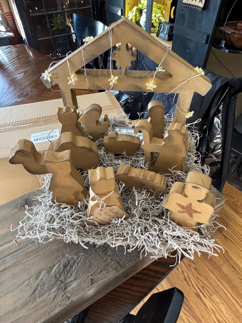 Primitive Wooden Nativity Scene, Christmas Story, Birth of Jesus ...