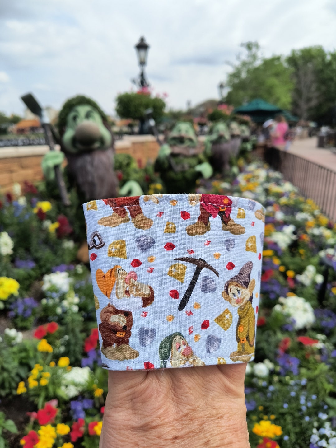 Seven Dwarfs in the Mine Coffee Cozy, Snow White in the Garden Coffee ...