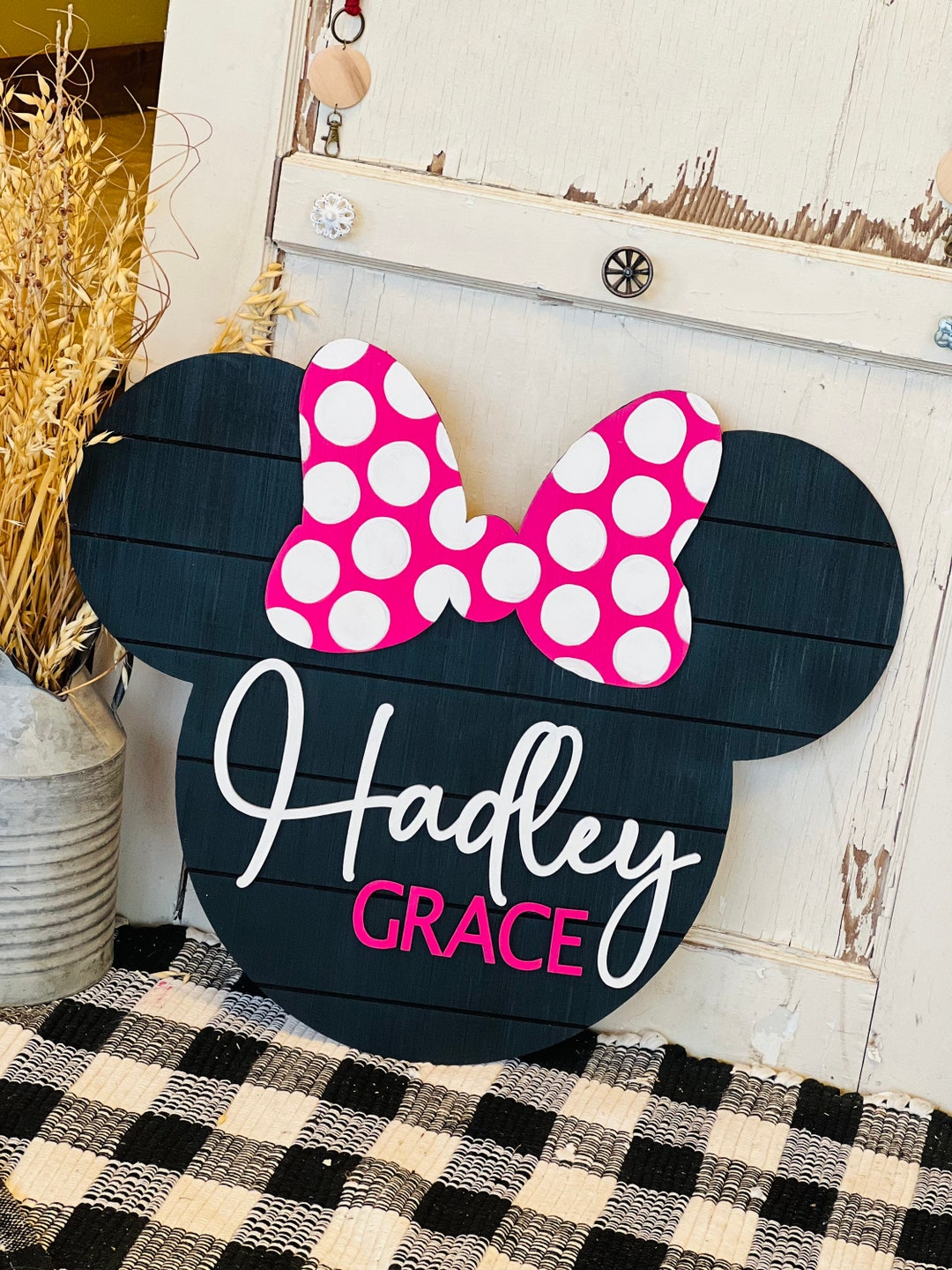Big Ears Sign With Bow- Minnie - Etsy