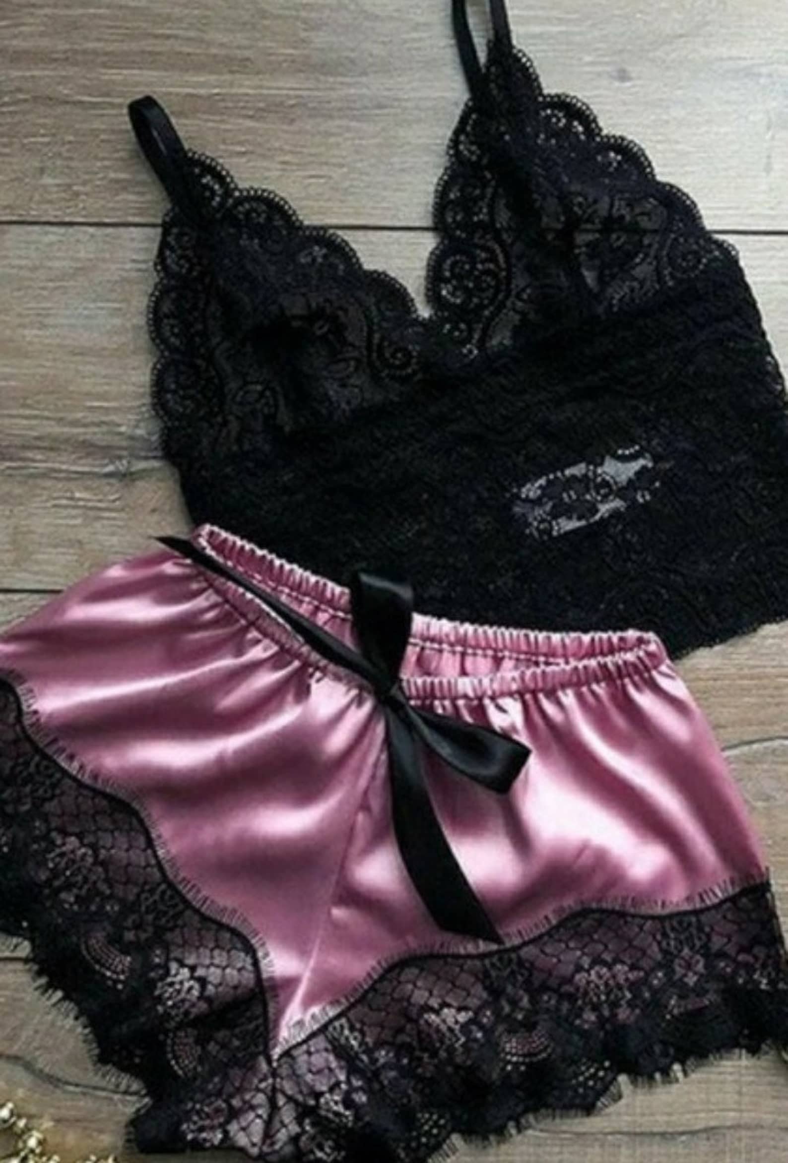 In Your Dreams Boy Shorts Lingerie Set - Etsy España