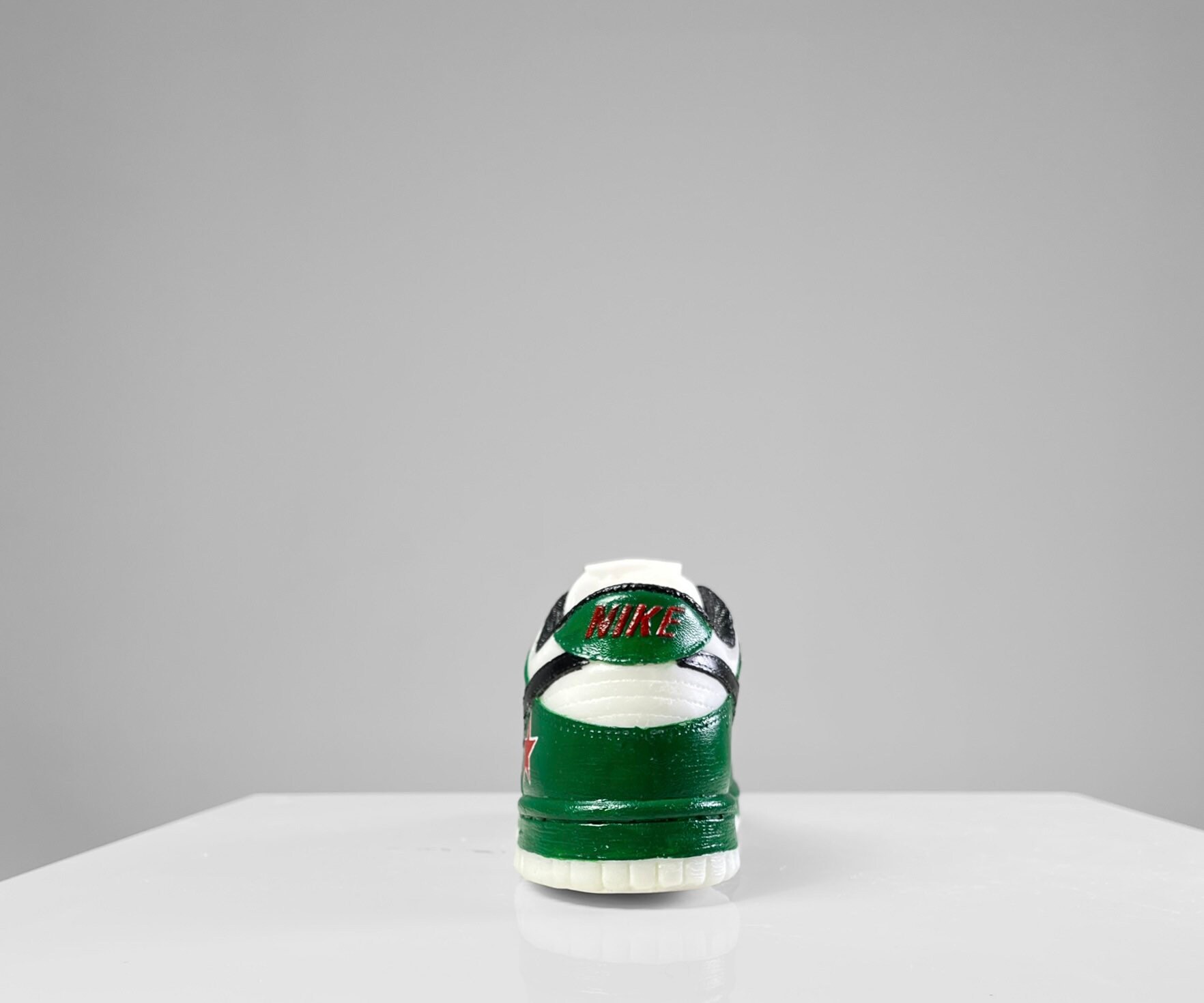 Candle Nike Dunk Low Heineken Sneaker Basket 25 Cm 10 in - Etsy