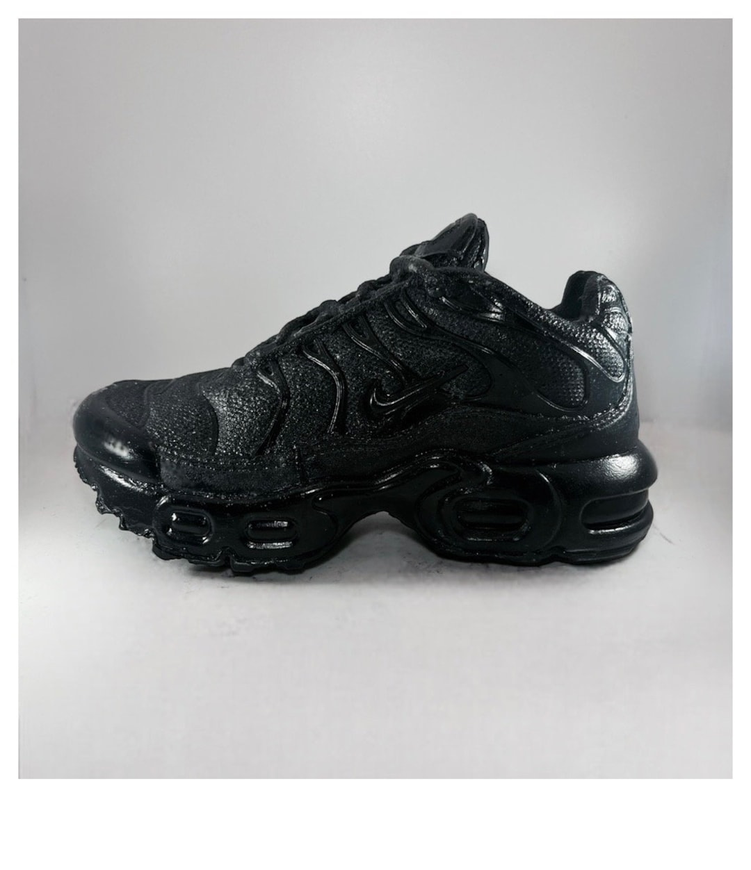 Kerze Nike Air Max Plus Black TN Requins 75 In 20 CM - Etsy.de