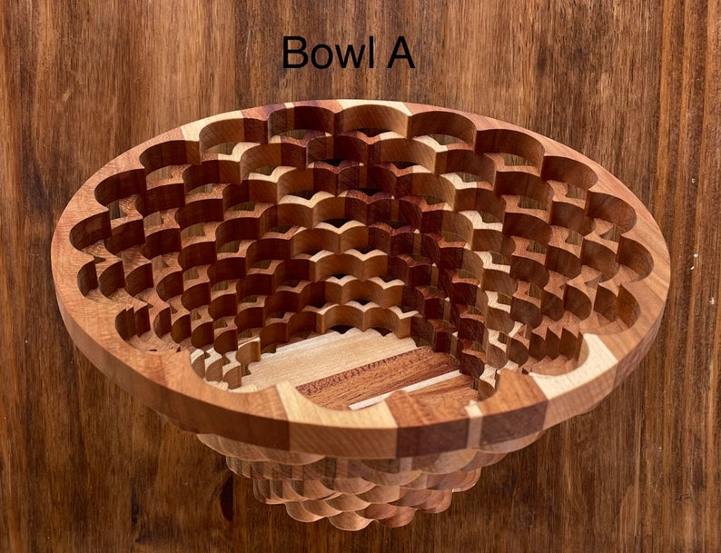 Wooden Scroll Saw Bowl With Semi-circle Pattern, Scroll Saw Basket ...