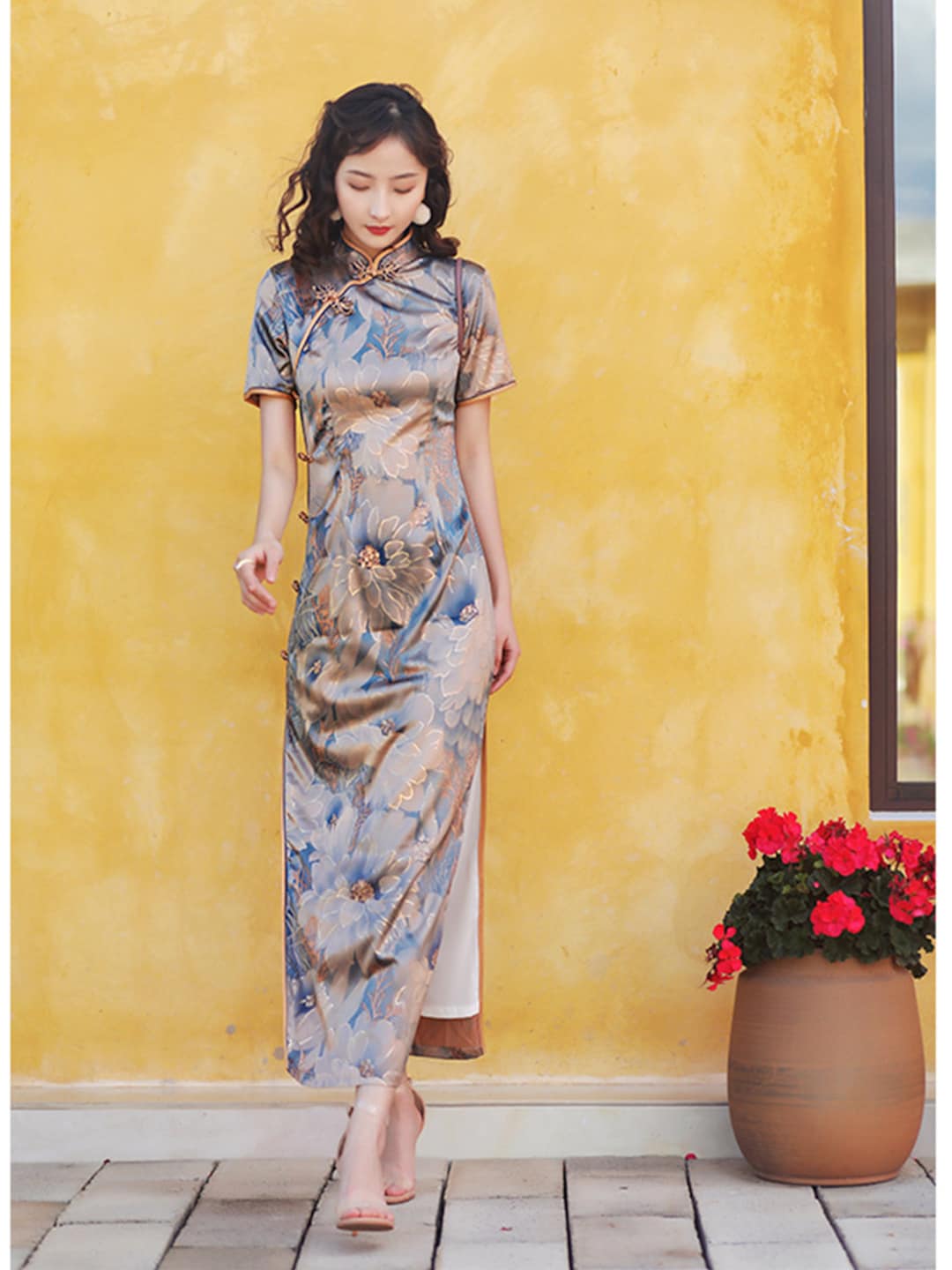 Long Cheongsam With Sexy Flower Pattern and High Split,chinese Vintage ...