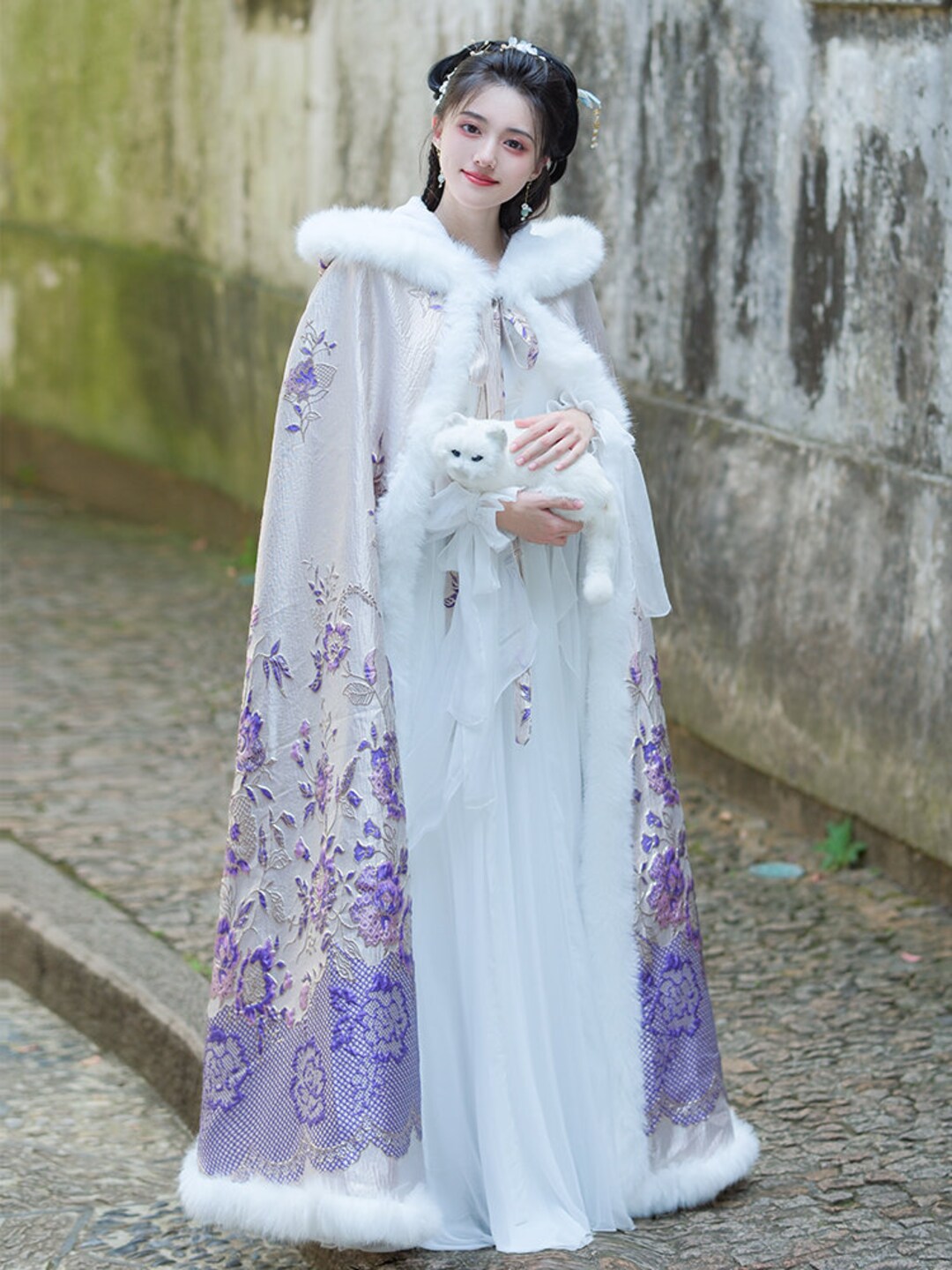 Purple Embroidered Hanfu Cape Women's Winter Long Fur Collar Cape With ...