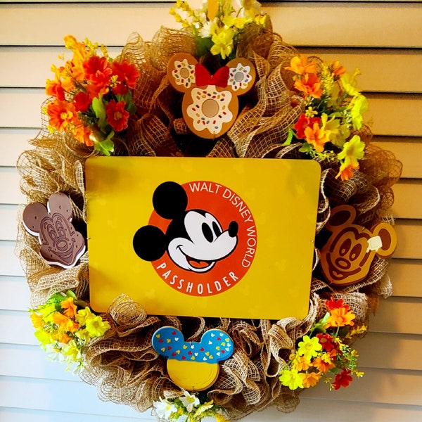 Mickey Mouse Wreath - Etsy