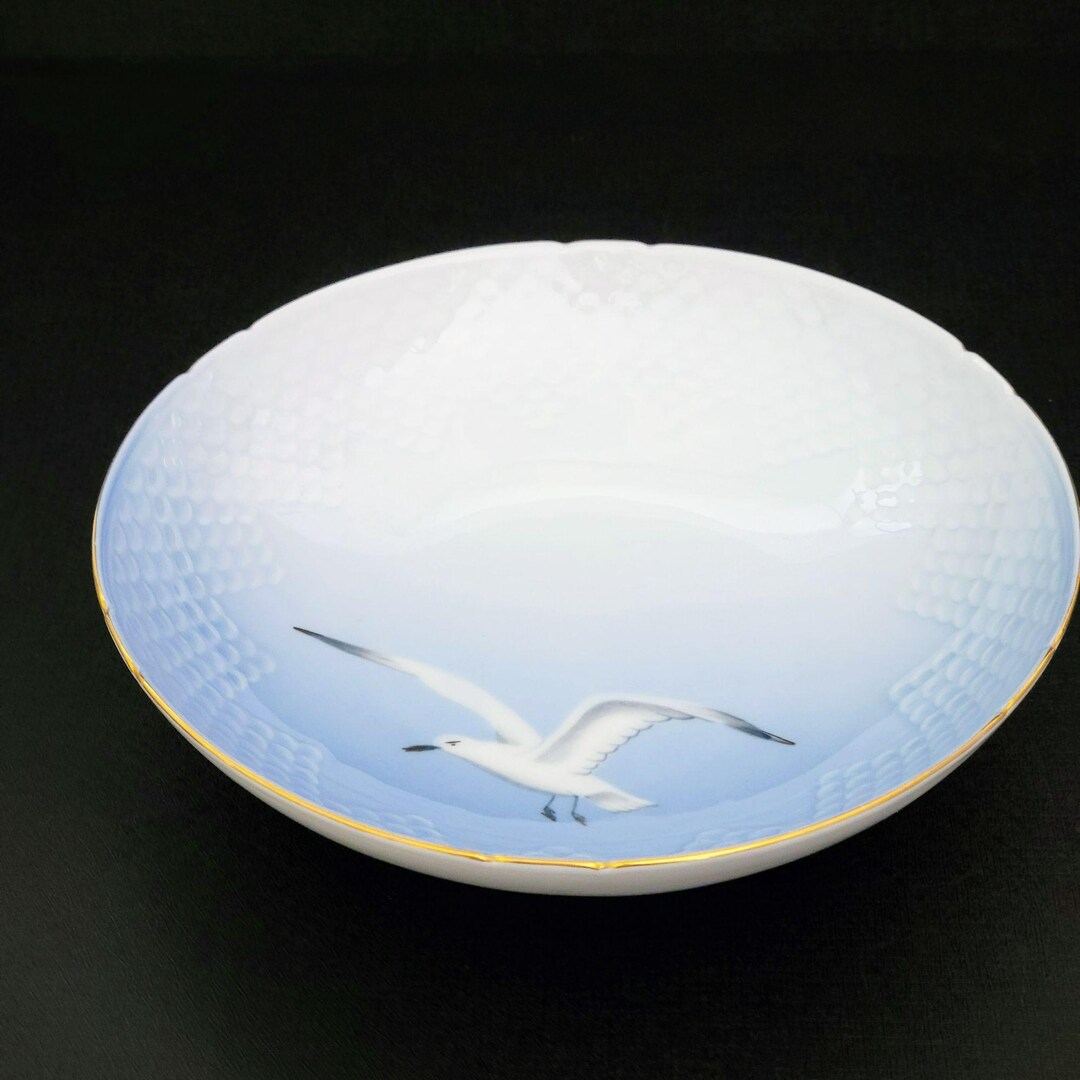 Vintage Bing & Grondahl Seagull 8" Serving Bowl, Blue and White Ombre ...