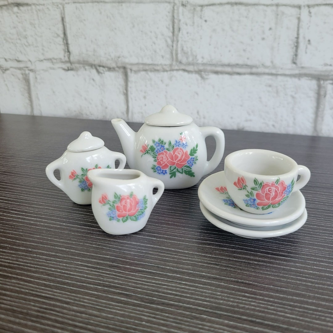 6 Piece Miniature Tea Set Teacup, Teapot, Creamer and Sugar Bowl White ...