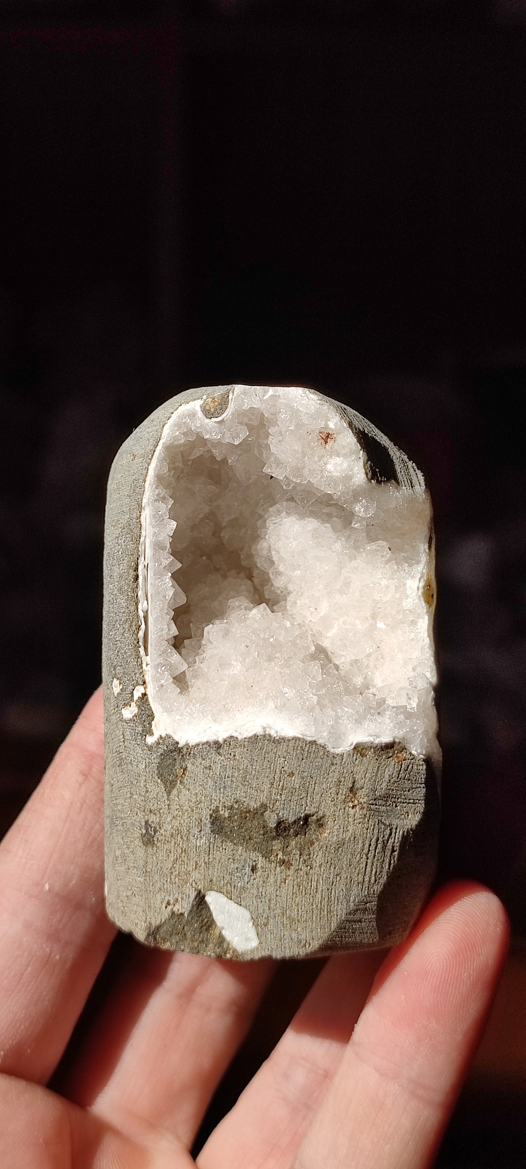 Quartz Geode Bright Crystals in Igneous Rock - Etsy