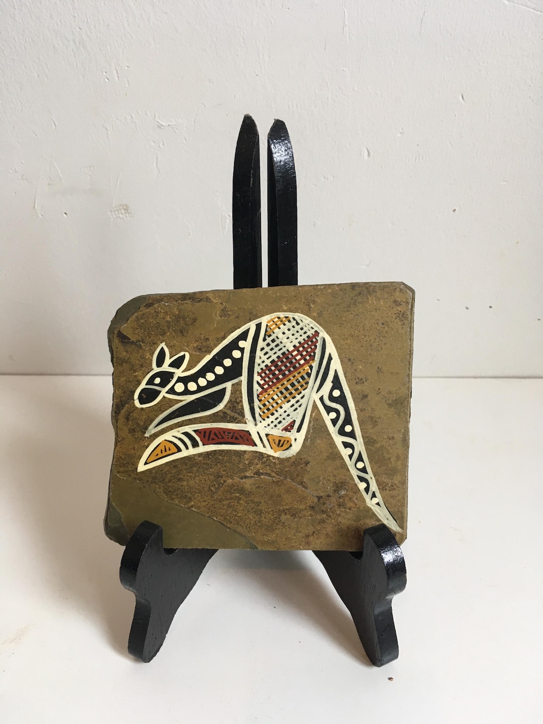 Genuine Australian Aboriginal Hand Painted Kangaroo Slate Art Work ...