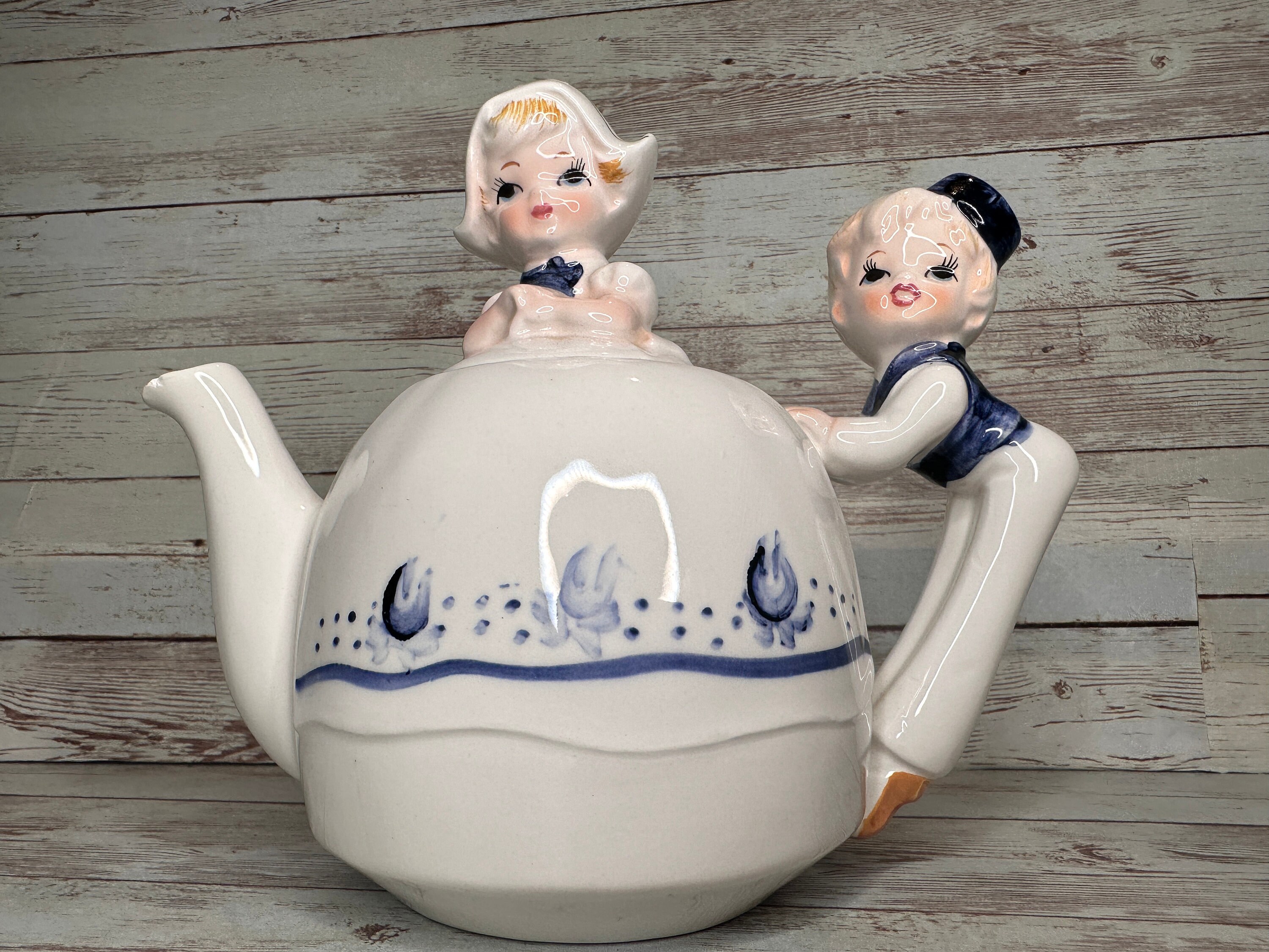 Vintage Enesco Dutch Boy and Girl Ceramic Tea Pot With Lid - Vintage ...