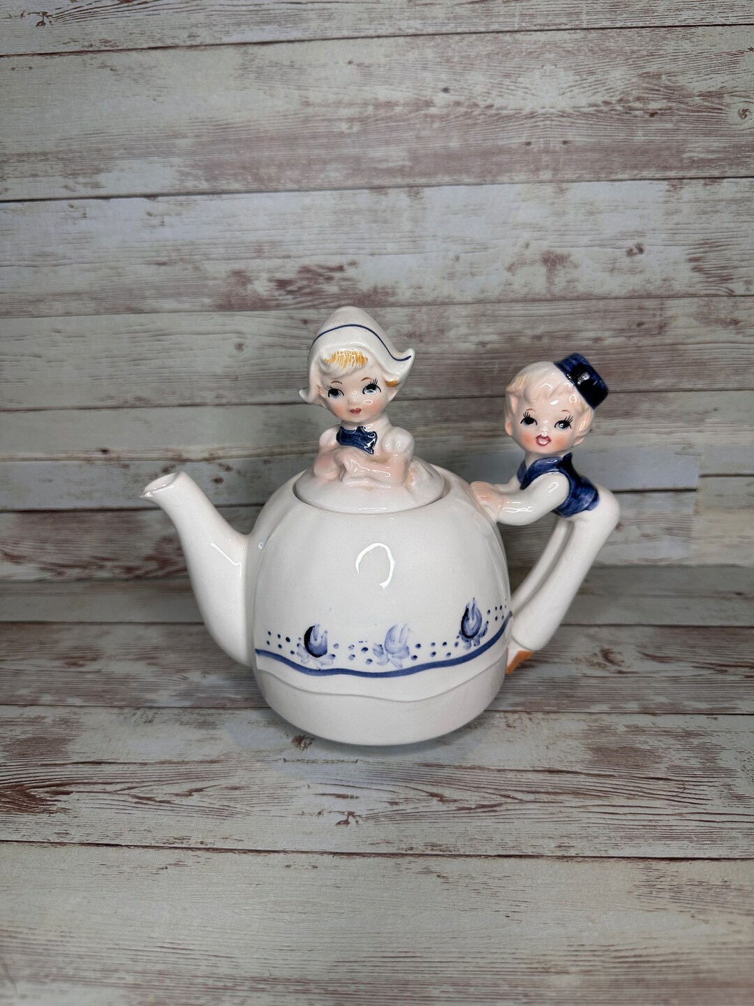 Vintage Enesco Dutch Boy and Girl Ceramic Tea Pot With Lid - Vintage ...