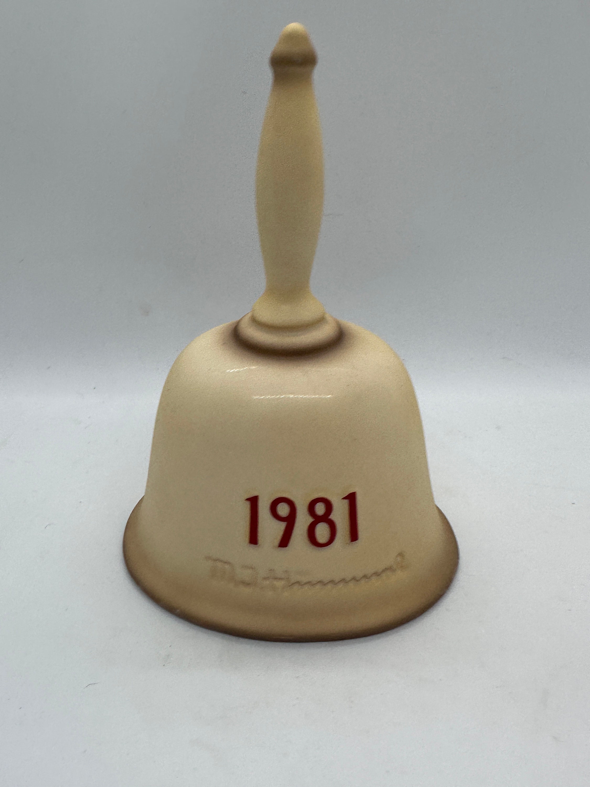 Vintage Hummel Goebel Bell Little Girl 1981 1978. Vintage German Bell ...