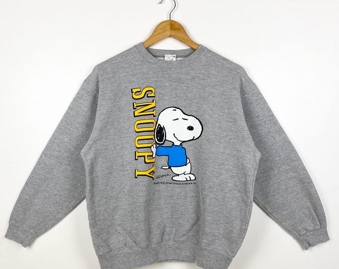 Vintage Peanuts ‘snoopy’ Crewneck Sweatshirt Print Logo Grey Color Men ...