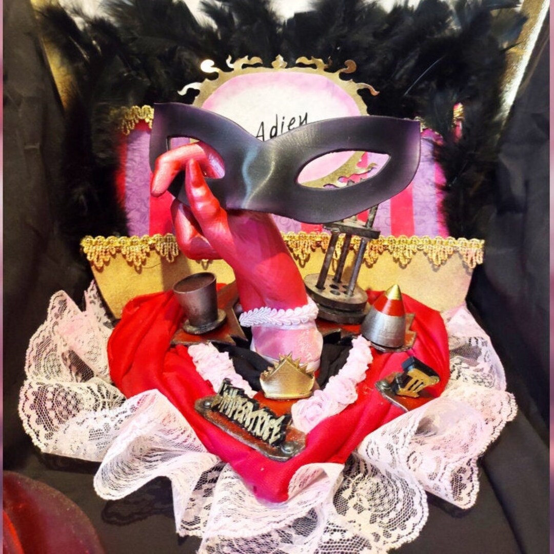 Persona 5 Noir (haru Okumura) Cosplay Mask With Display Stand - Etsy